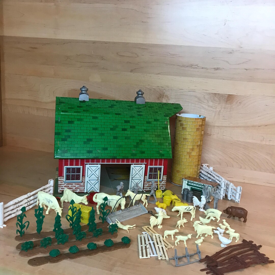 Vintage Lazy Day Farm Midcentury Marx Toys Metal Lithograph Barn Silo ...