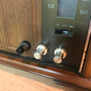 Vintage Zenith Solid State AM/FM Tabletop Radio - Etsy