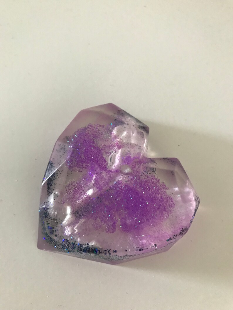 Custom Resin Diamond Heart Paperweight Magnet Hearts Resin - Etsy