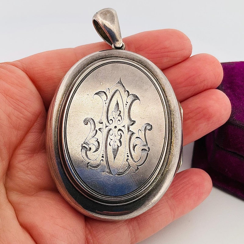 Extra Large Locket - Etsy