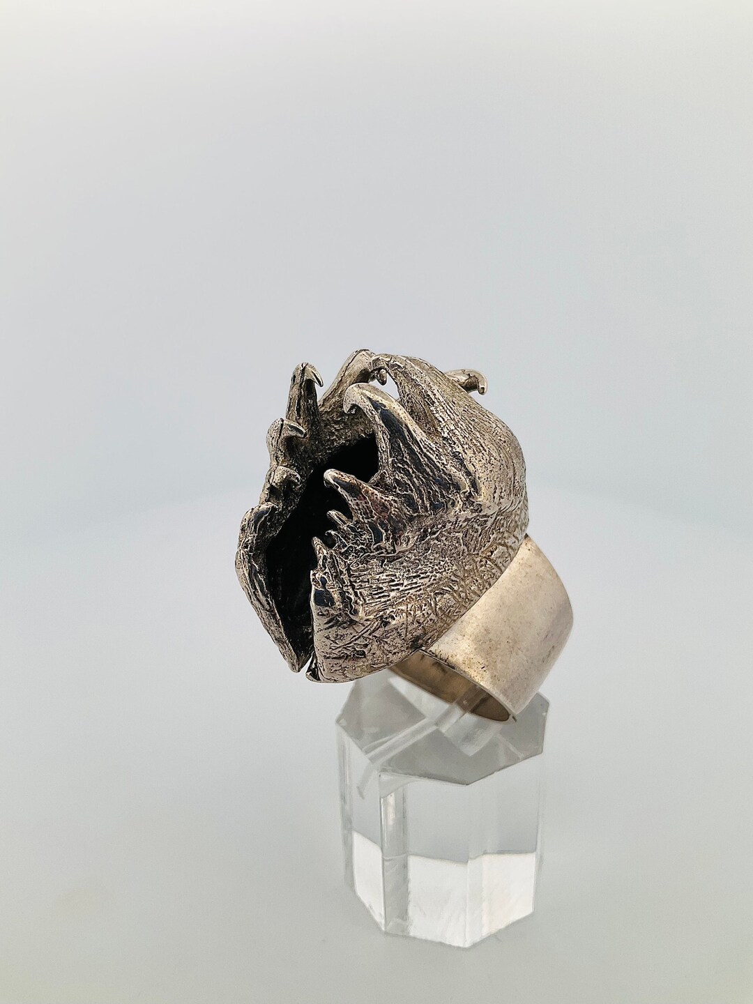 Crazy Vintage Sterling Silver Custom Hinged Claw Little Shop of Horrors ...