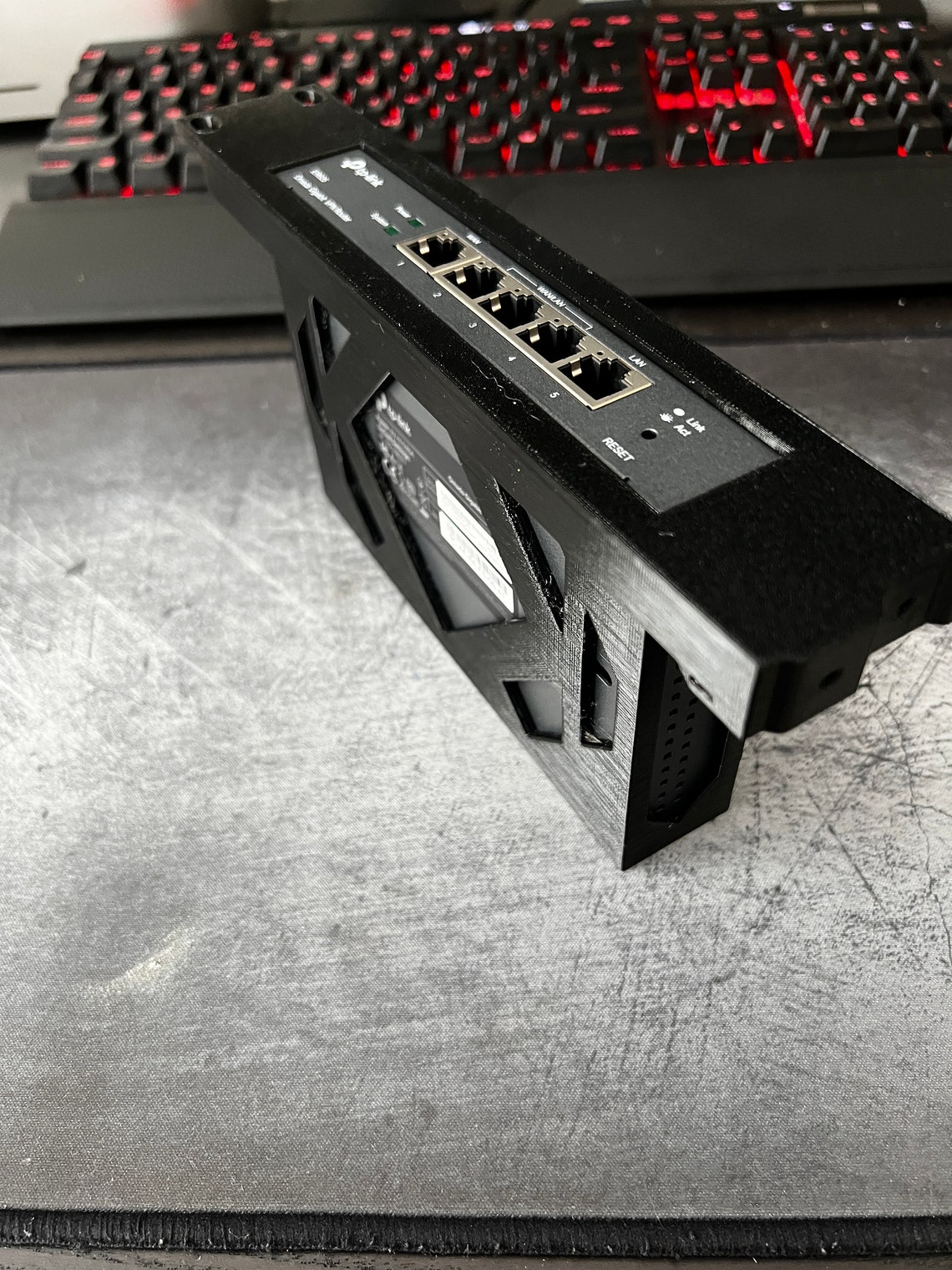 Modmount Tp-link Omada ER605/TL-R605 1U Rackmount Adapter - Etsy Australia