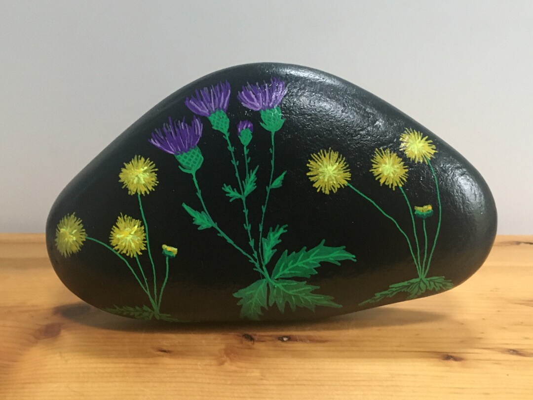 Decorated Rock With Flowers, Hand Painted Rocks for Garden Decor ...