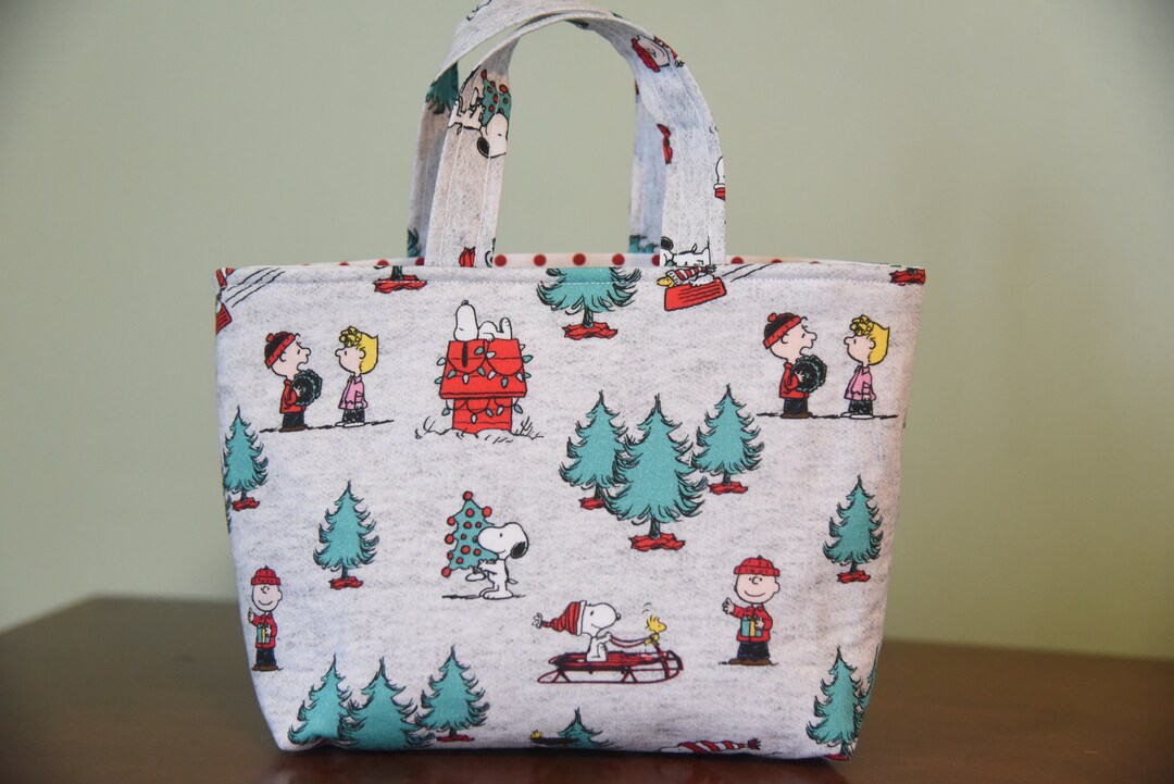 Deck the Halls With Snoopy Tote - Etsy