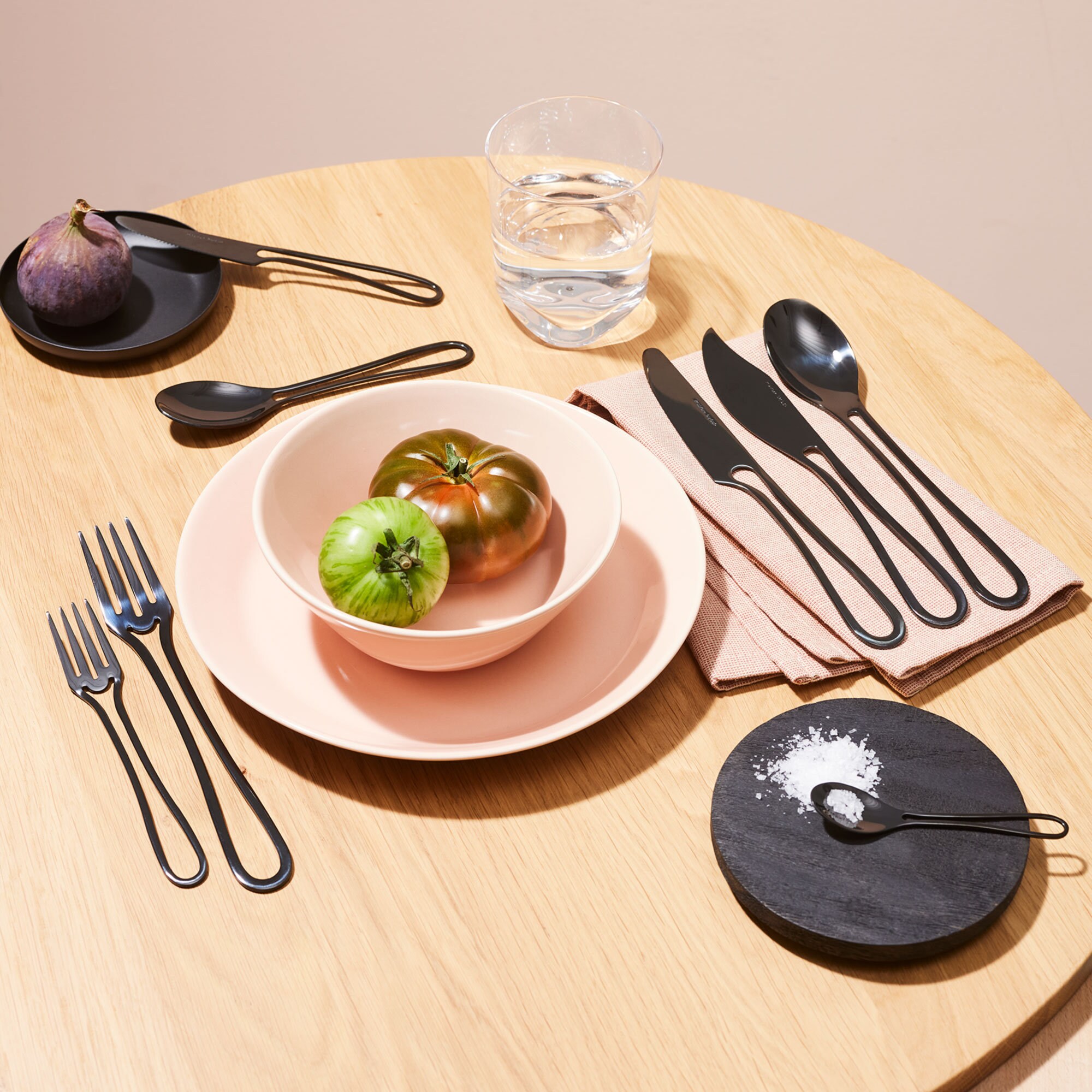 OUTLINE Cutlery Unique Modern Flatware Ergonomic Design and ...