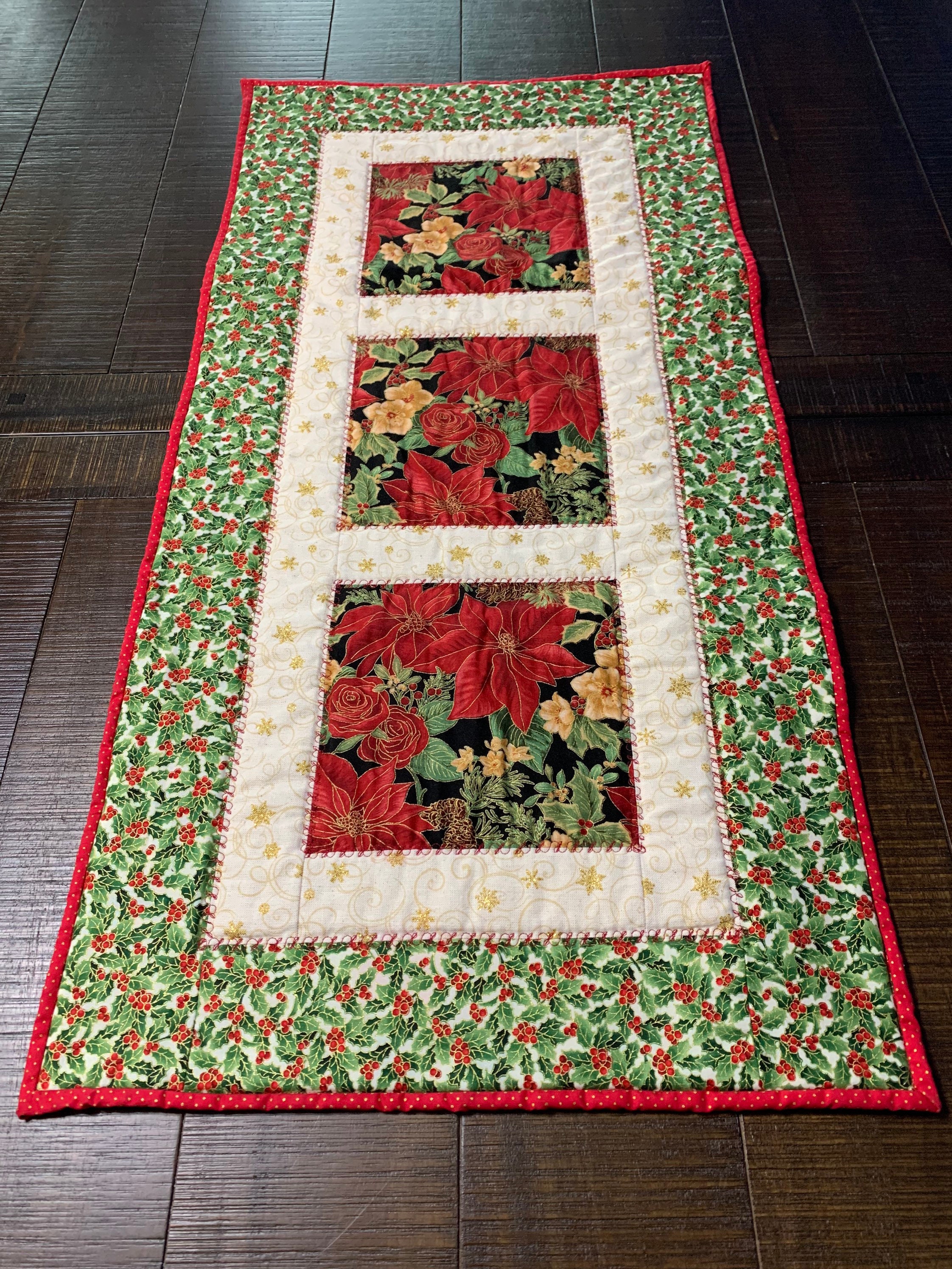 Christmas Table Runner - Etsy