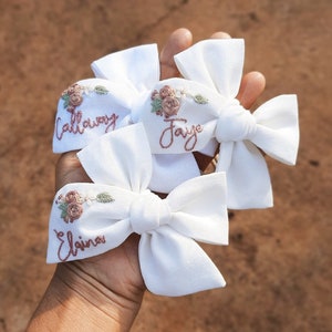 Custom Name Hand Embroidered Baby Bow Personalized Name Bow - Etsy