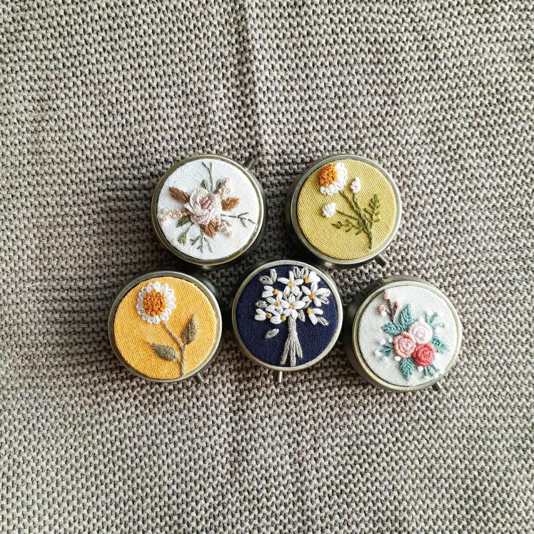 Hand-embroidered Floral Pill Box: Linen Travel Medicine Holder - Etsy