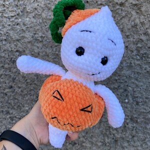 Crochet Ghost Pattern, Ghost With Pumpkin, Halloween Crochet, Halloween ...