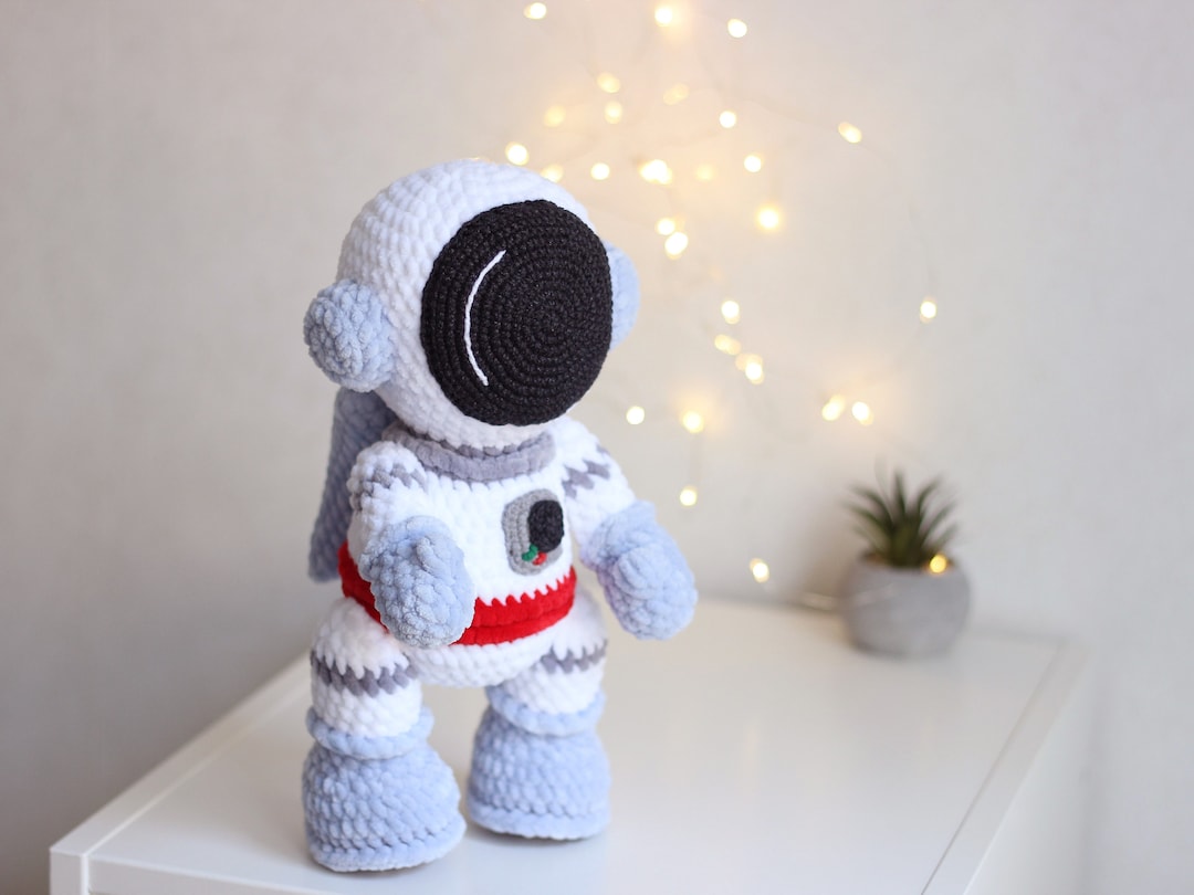 Astronaut Crochet Toy, Astronaut Plushie, Spaceman Plush Toy, Astronaut ...