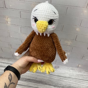 Crochet Eagle Plush Toy – Handmade Amigurumi Bird Stuffed Animal, Bald ...
