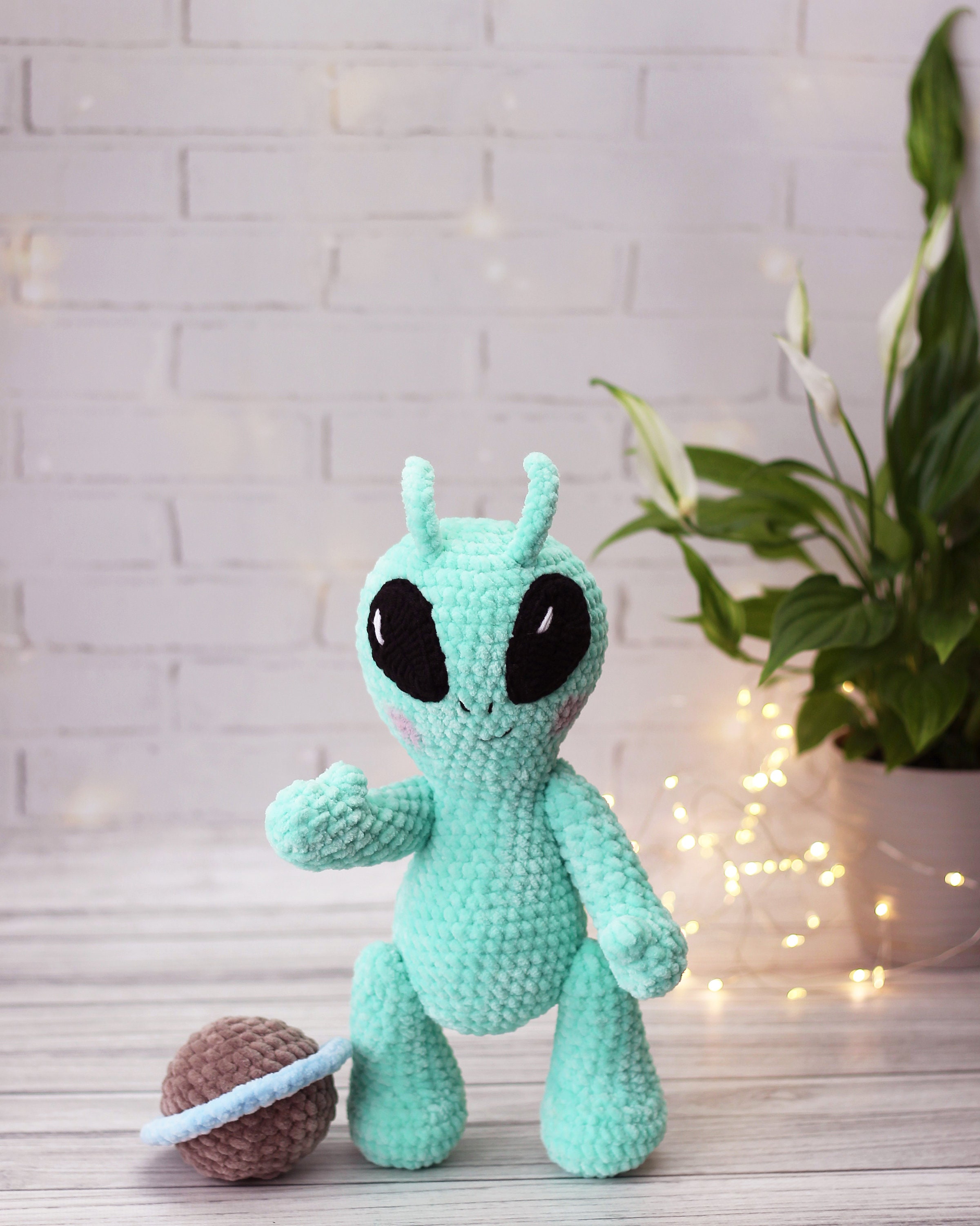 Amigurumi Alien Free Pattern