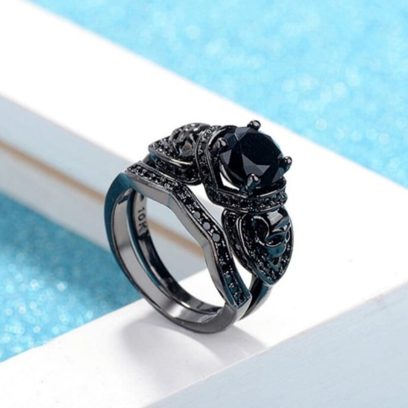 Gothic Ring - Etsy