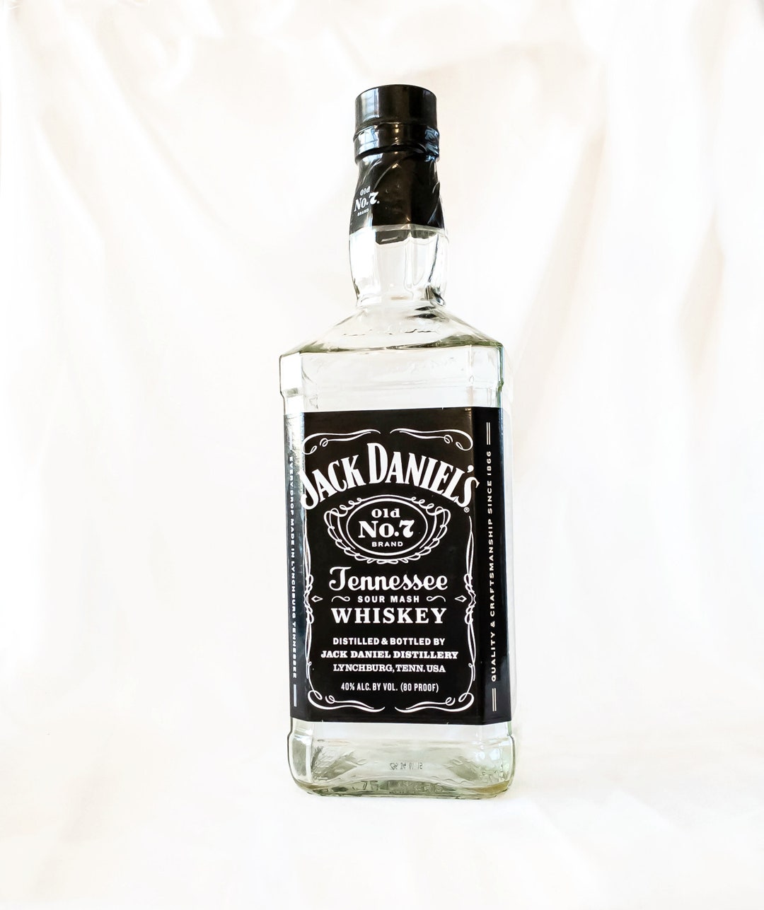 Groe Jack Daniels Flasche