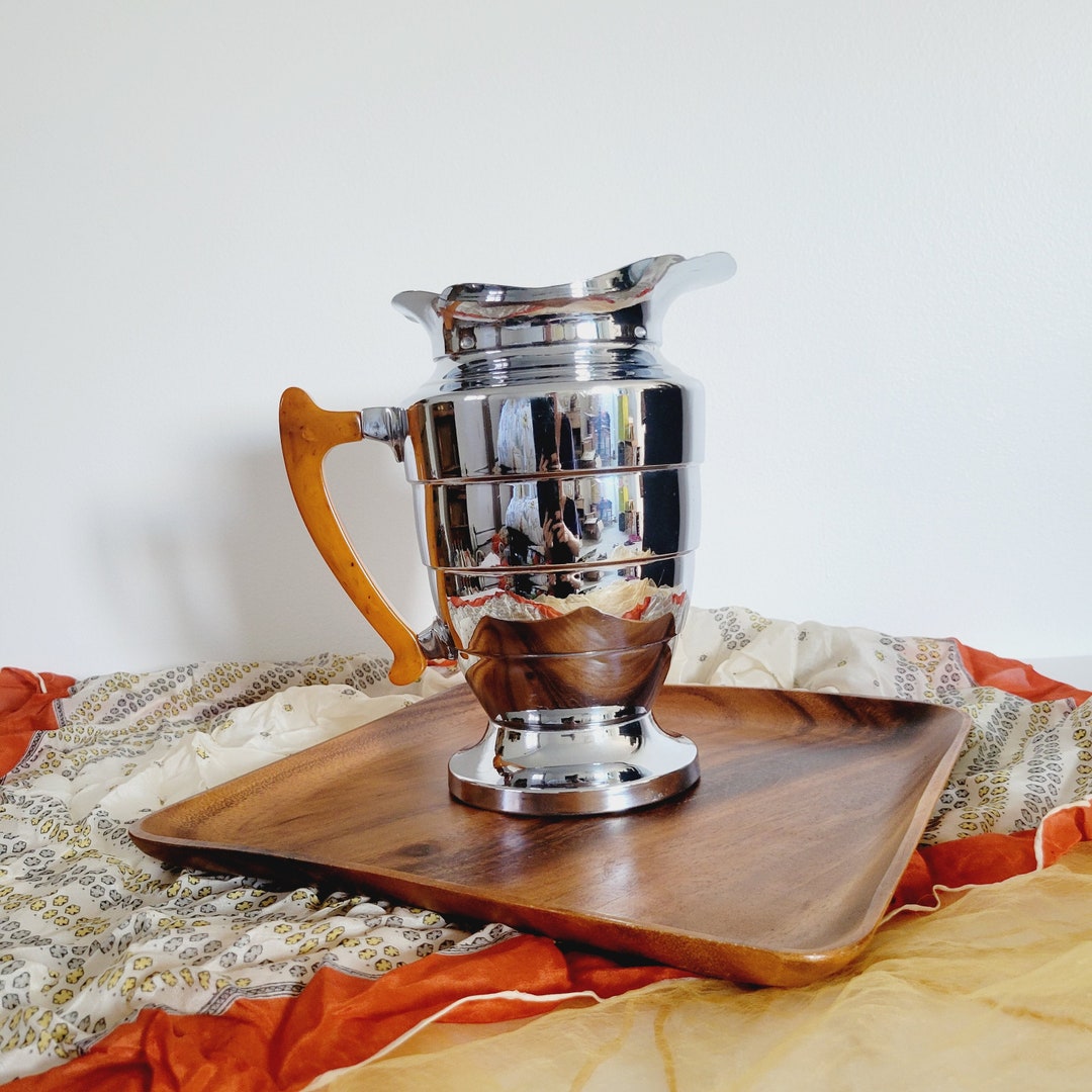 Vintage Art Deco Chrome Bakelite Water Pitcher. Forman Bros Chromium ...