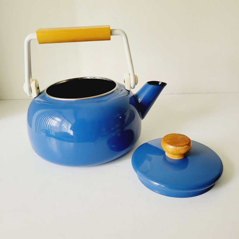 Vintage Periwinkle Blue Enamel Tea Kettle. Retro Colored - Etsy
