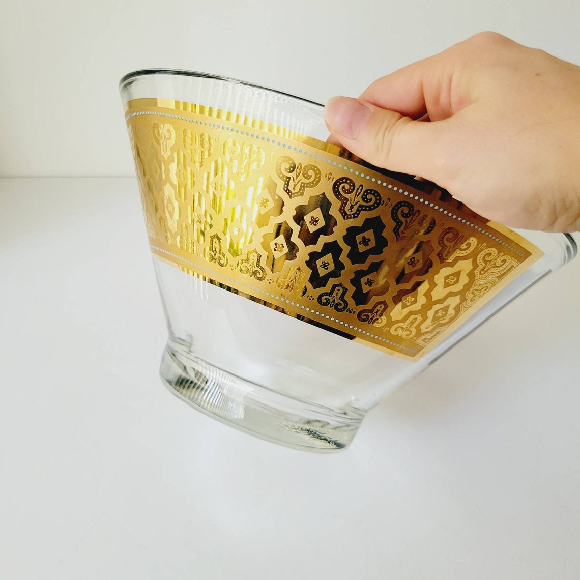 Large Vintage Culver Seville Serving Bowl. Atomic Gold Leaf - Etsy