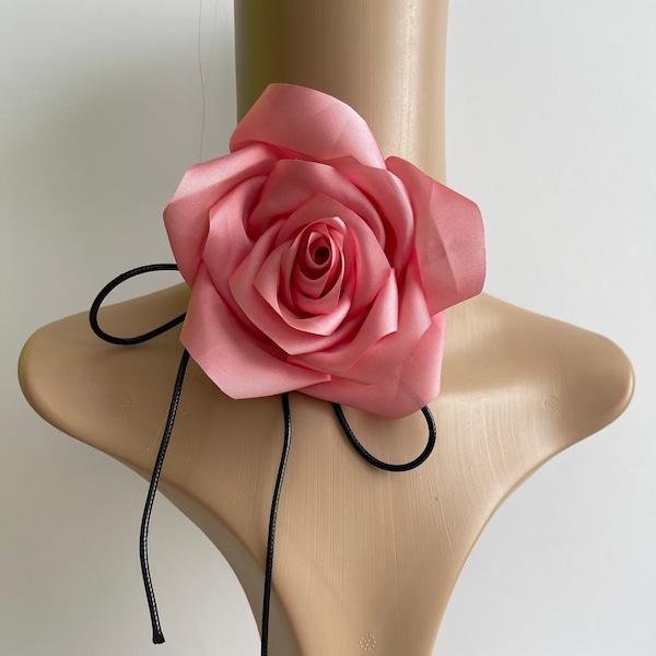 Silk Flower Necklace - Etsy