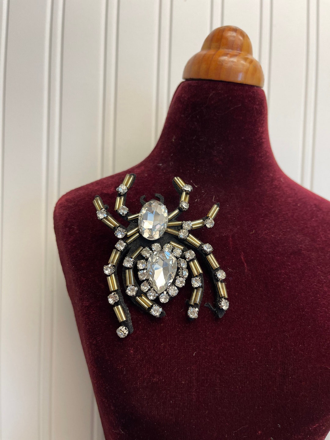 Sparkling Spider Brooch Pin: Halloween Shoulder Corsage, 3” - Etsy
