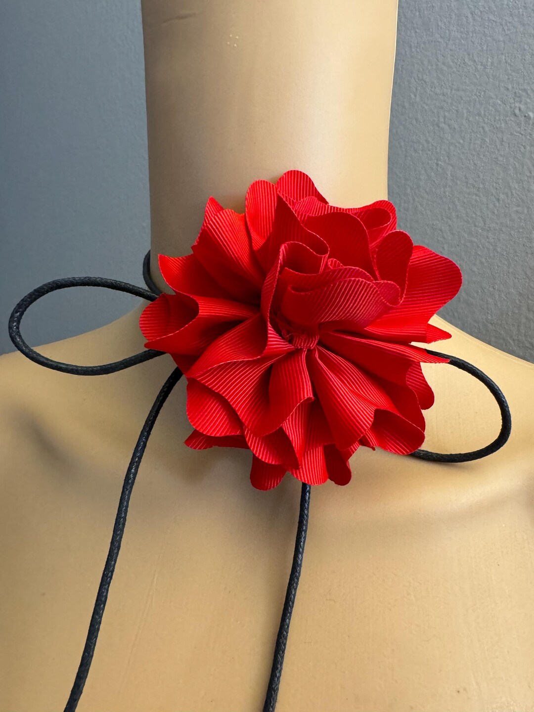 Red Rose Choker Necklace: Elegant Flower Necktie - Etsy