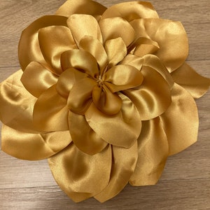 Big Large Gold Flower Brooch Pin Shoulder Corsage Oversized Brooch ...