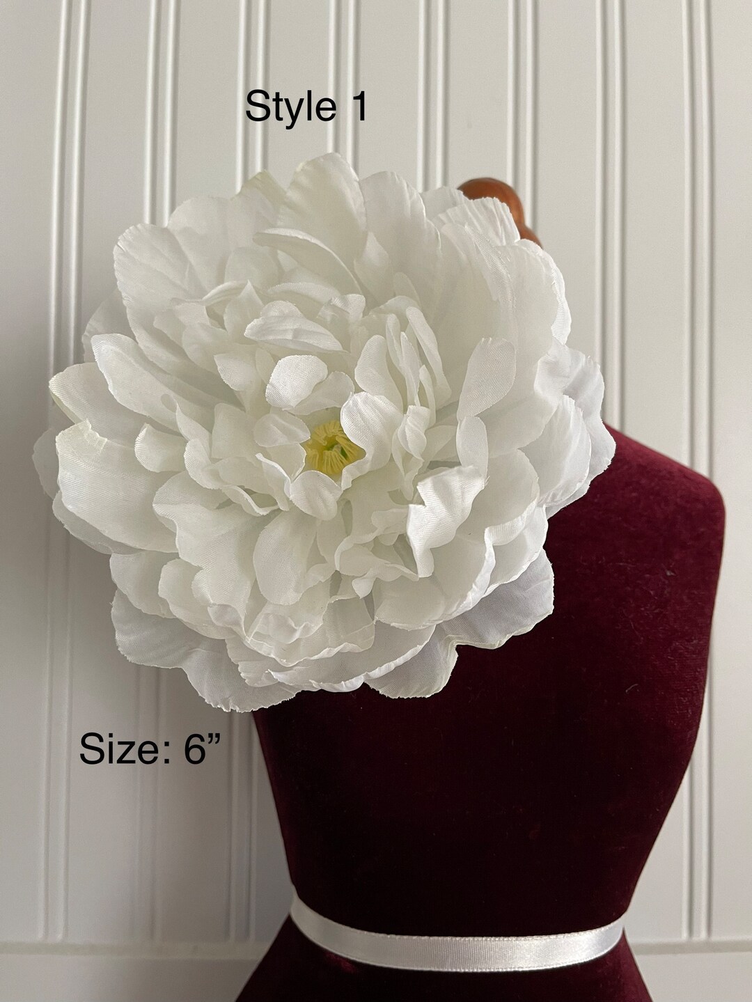 White Silk Flower Brooch White Flower Shoulder Flower Pin - Etsy