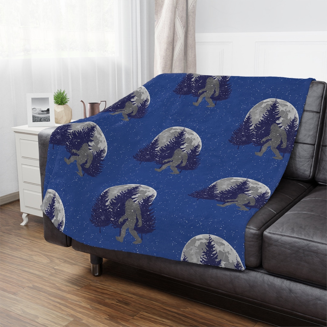 Bigfoot Blanket, Sasquatch Gift, Bigfoot Gifts, Papa Squatch, Finding ...