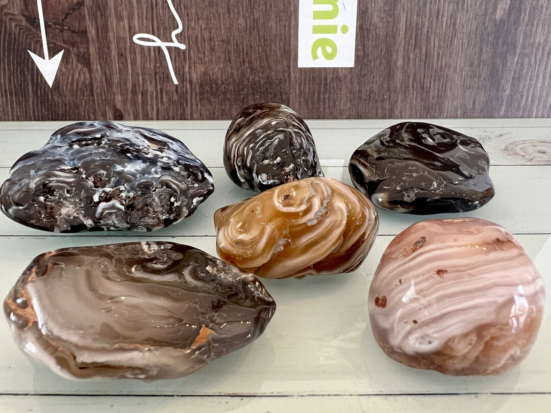 Exquisite Brazilian Enhydro Agate- Rare Stone With Water Inclusion ...