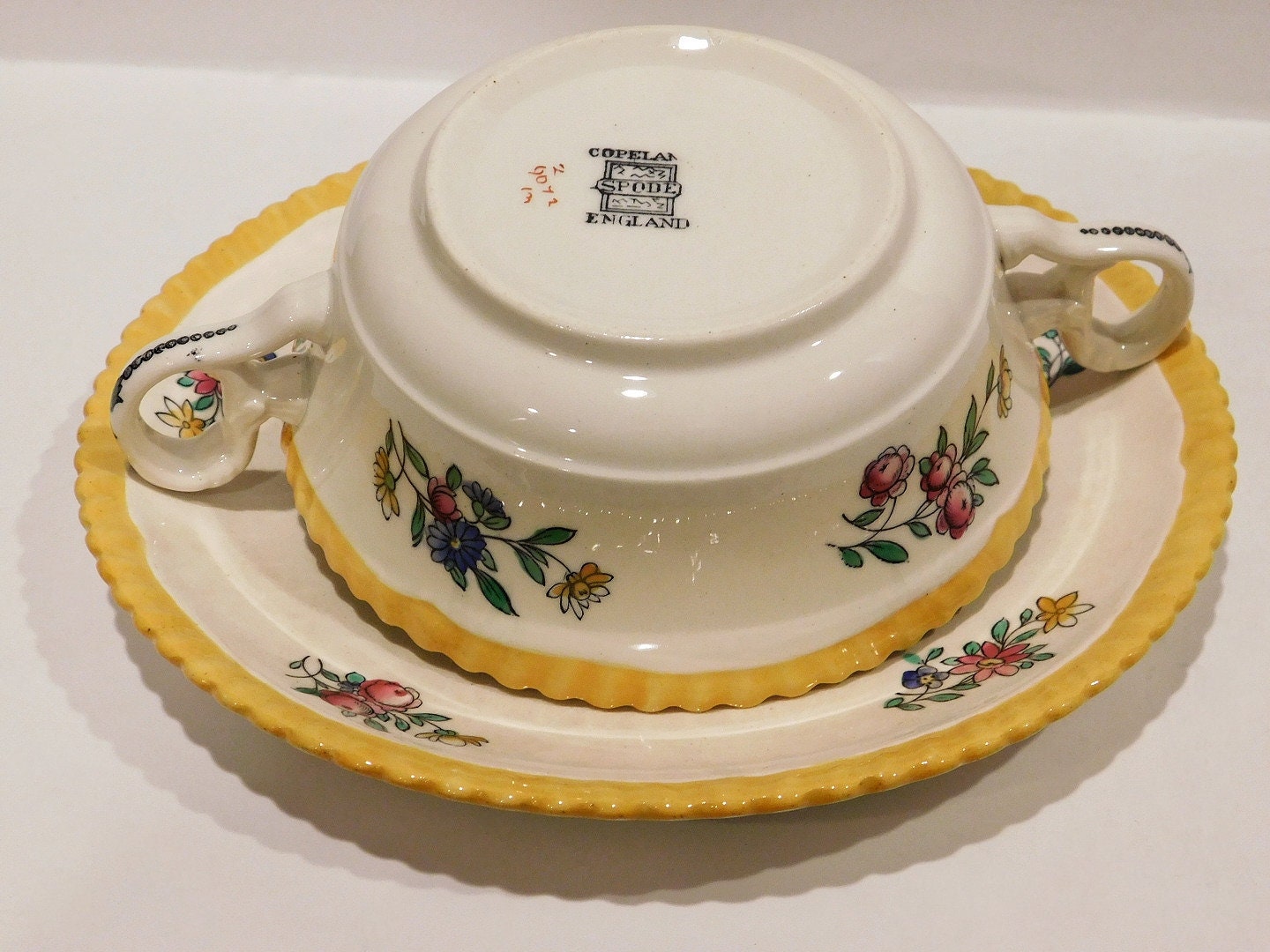 Pair of Vintage White Yellow Copeland Spode England Castle Motif Cream ...