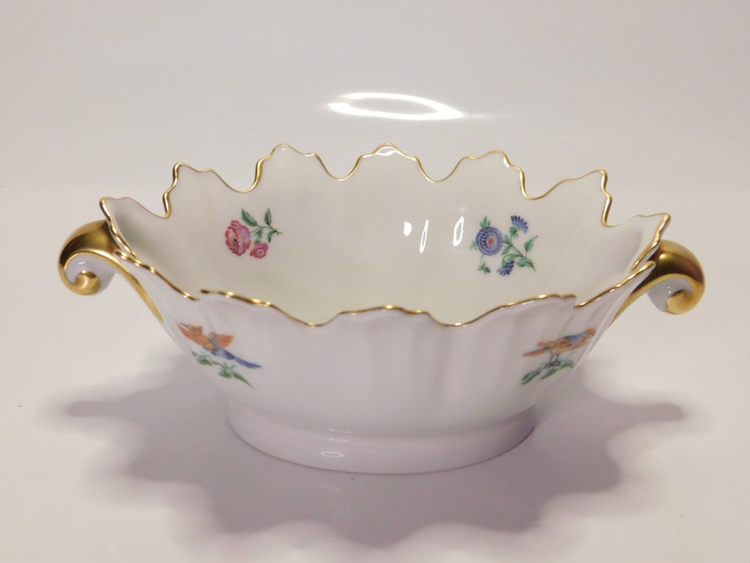 Vintage White Porcelaine Limoges Castel France Fbriquee Et Decoree A ...