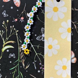 Daisy Bead Chain Bookmark - Flower Seed Bead Bookmark - Aesthetic ...