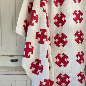 Red and White Quilt, Queen Cross Double T Quilt Block, Antique Red and ...