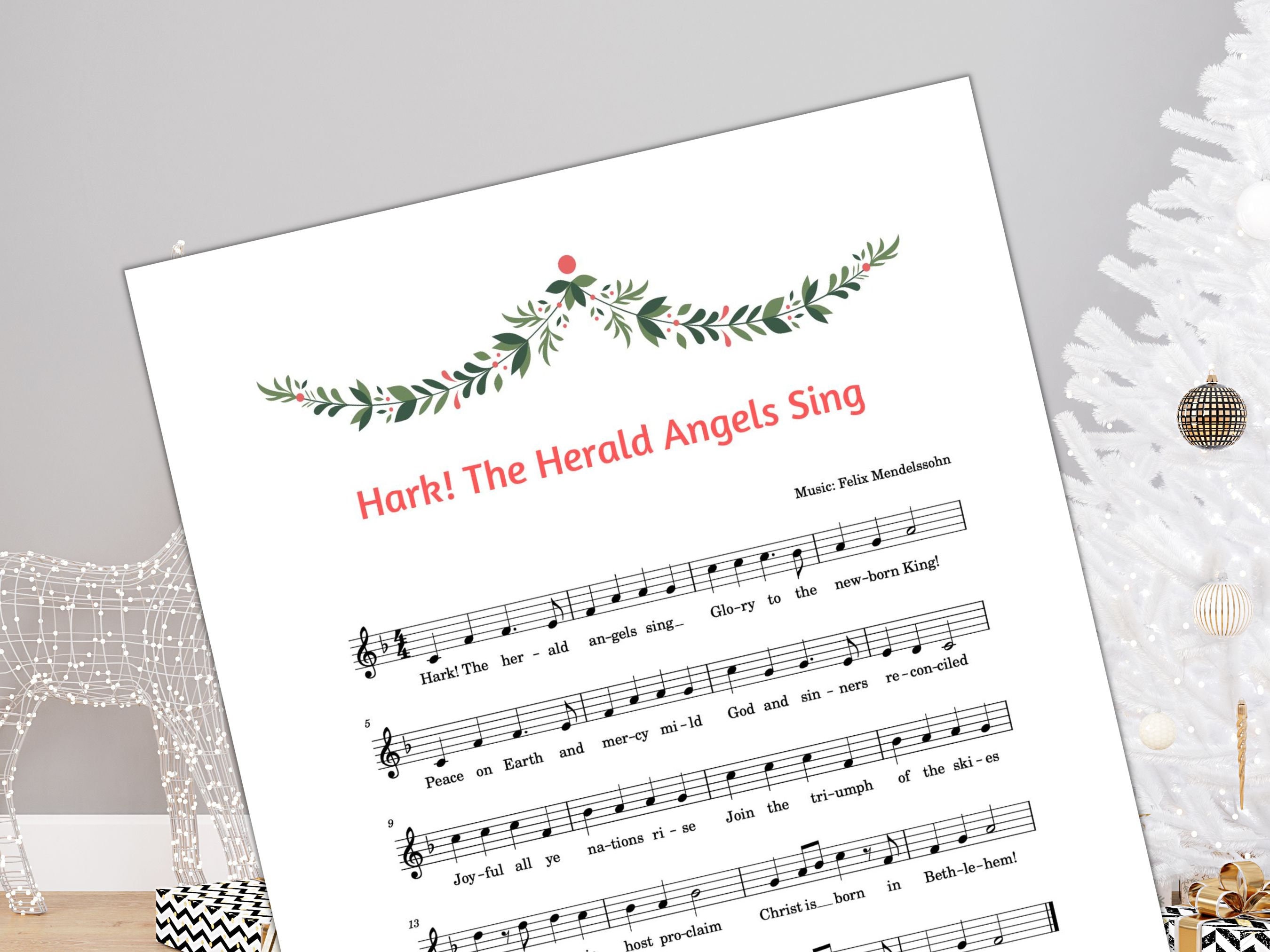 Hark the Herald Angels Sing | Christmas Music | Christmas Carols ...