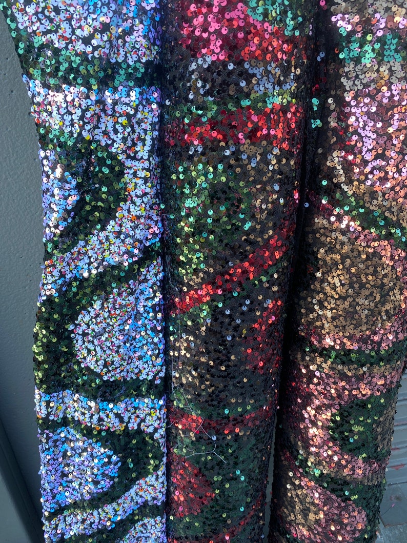 Hanging Sequin With Wave Design Estresh Mesh on All 4 Sides - Etsy