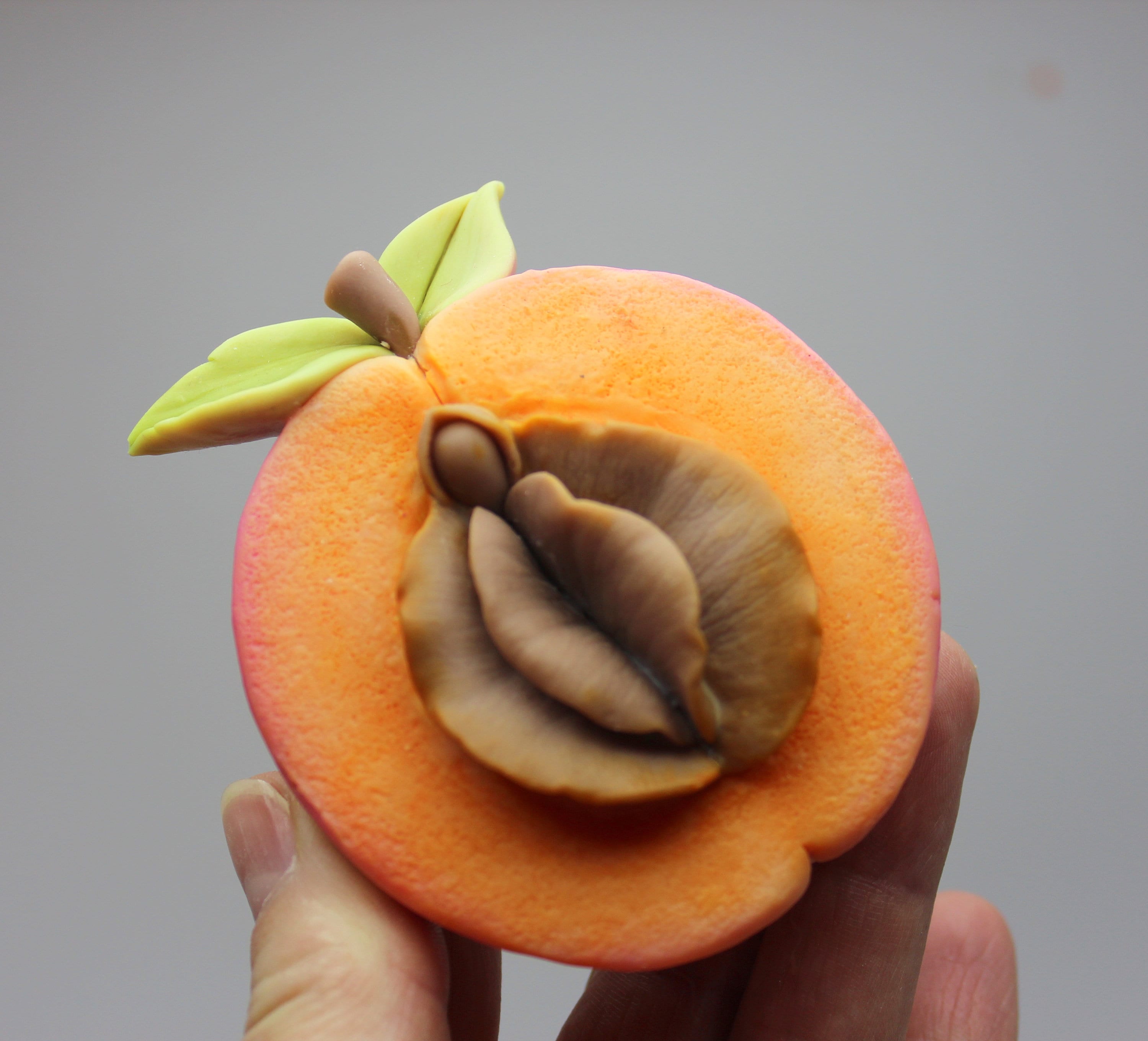 Yoni peach silicone mold. Vagina mold. Vulva mold | Etsy