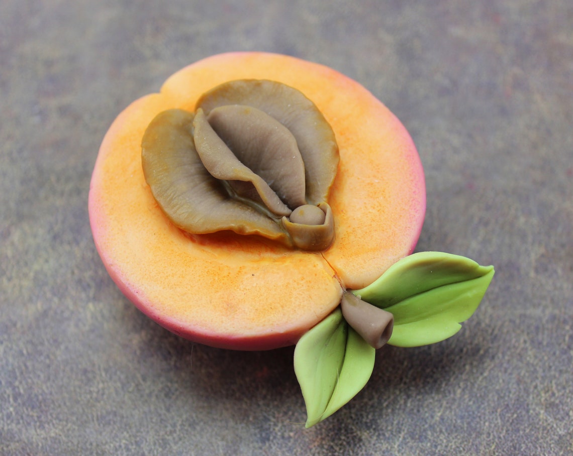 Yoni Peach Silicone Mold. Vagina Mold. Vulva Mold - Etsy