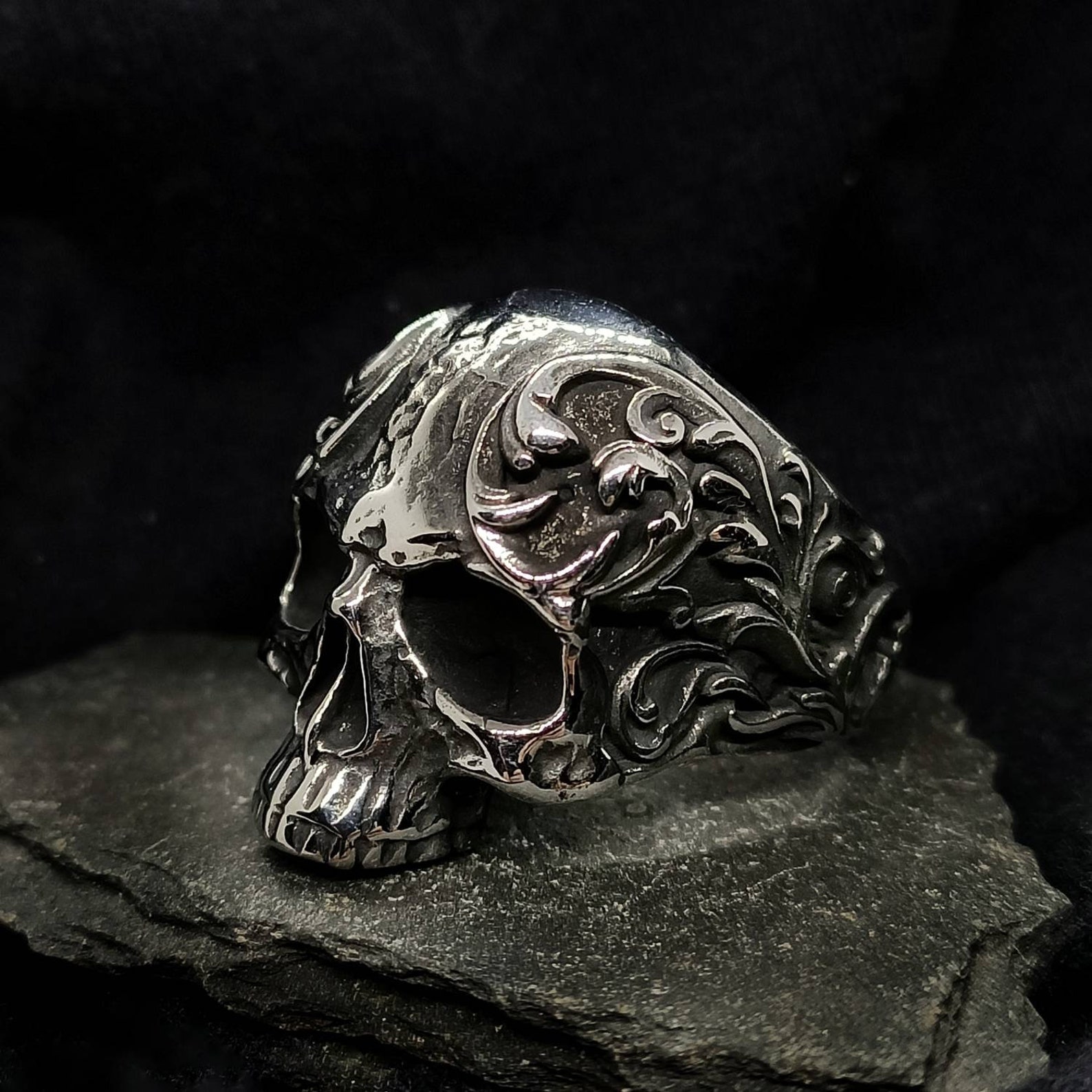 Filagree Skull Signet Ring Ring Mens Rings Gothic Alternative Goth ...