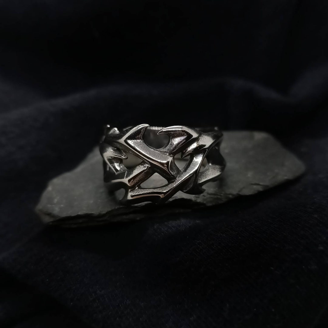 Crown of Thorns Ring Alternative Goth Emo Funky Unique Ring Biker Ring ...