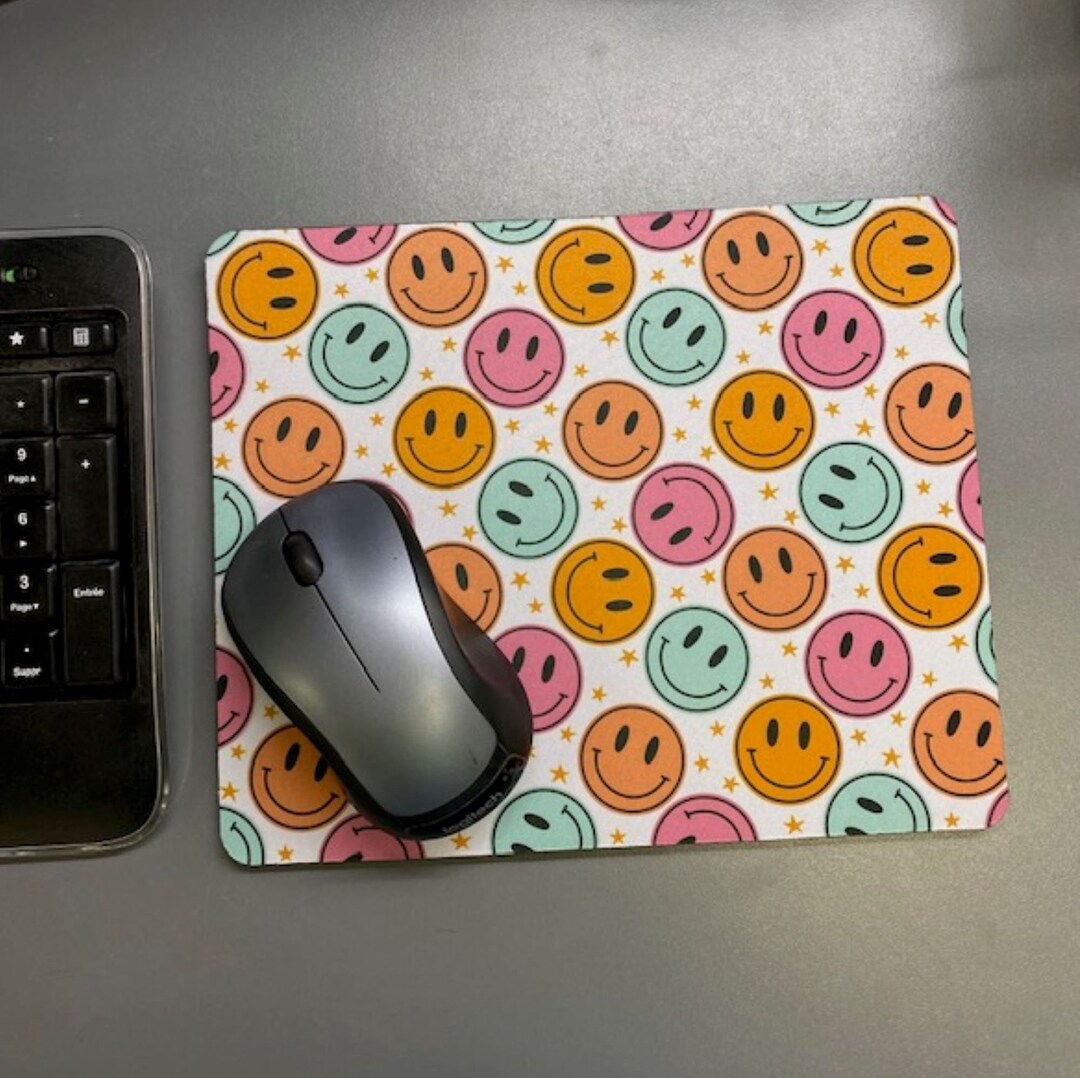 Smile Face Checker Mouse Pad / Desk Accessories, , Office Desk ...