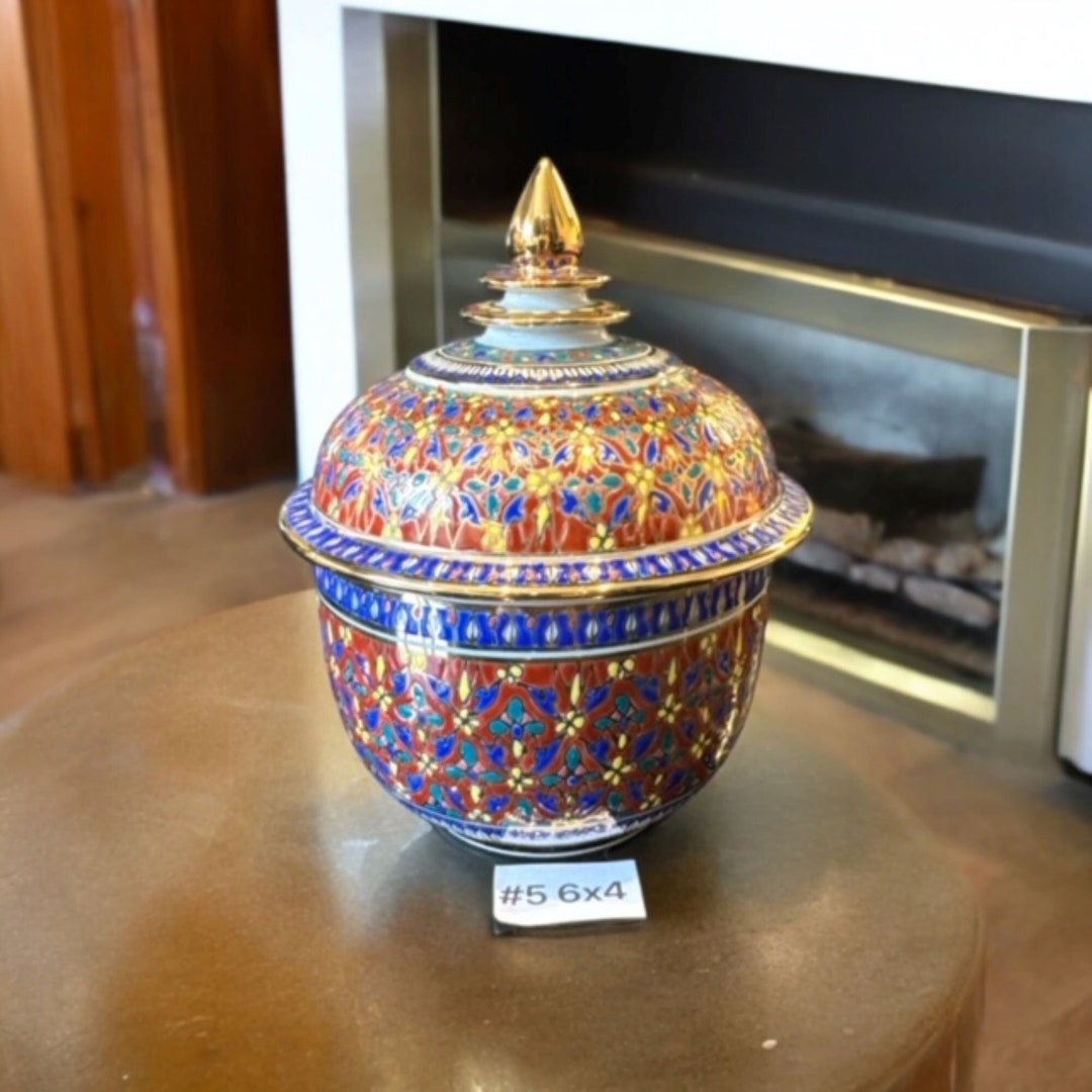 Vintage Decorative Thailand Benjarong, Thai Porcelain Pots, Gold Lidded ...