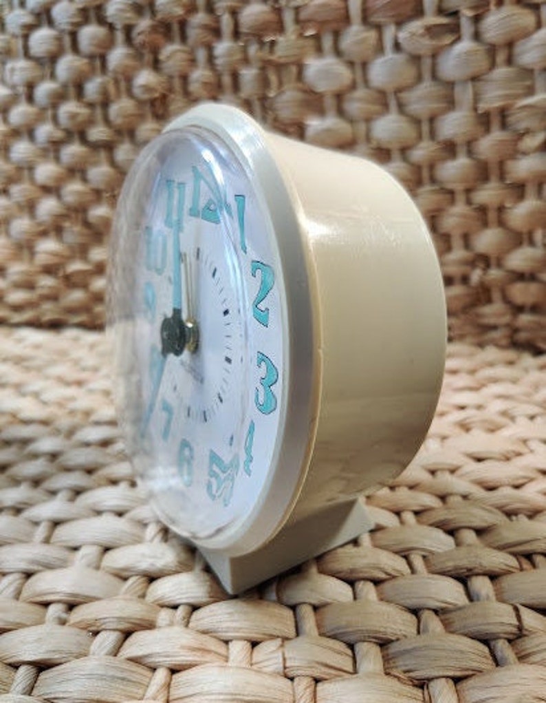 Vintage WESTCLOX Wind up Alarm Clock - Etsy