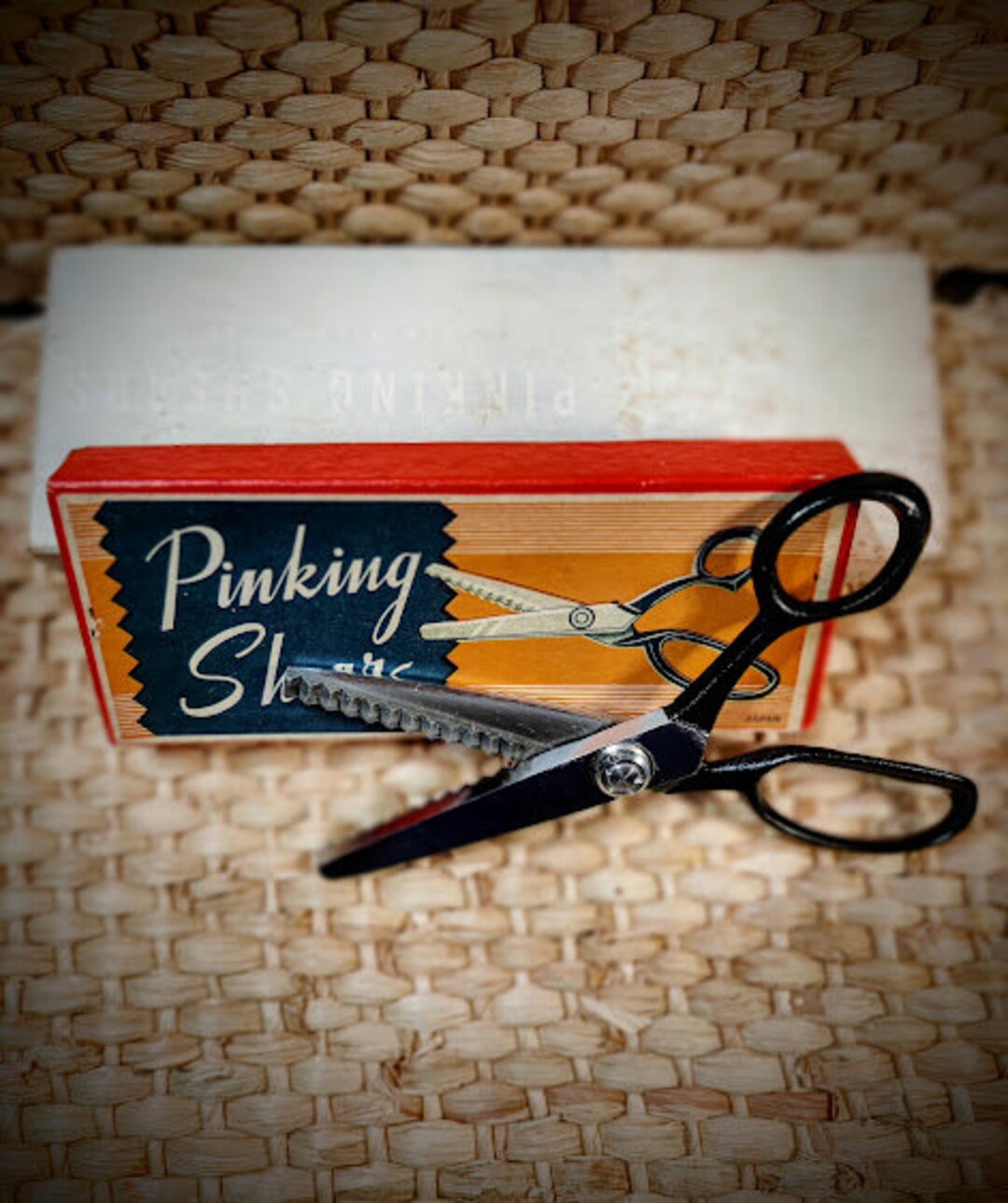 Vintage 7 Pinking Jagged Shears Scissors Original Box 1940s - Etsy