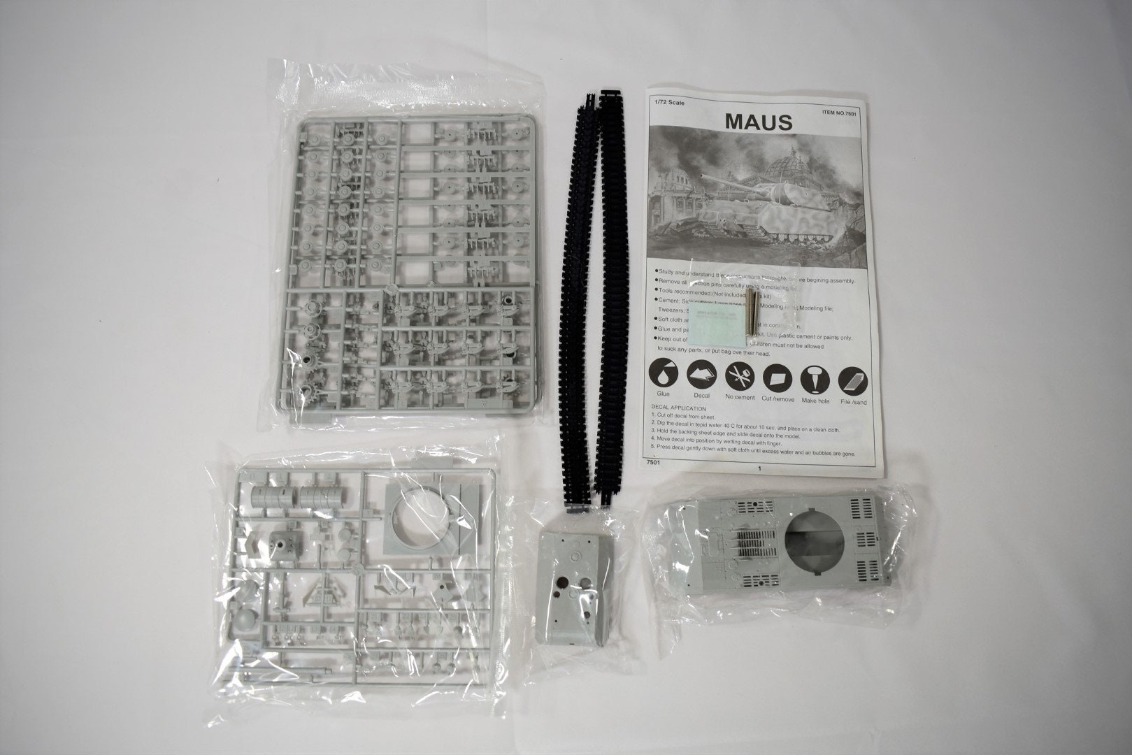 Pegasus Hobbies Military Museum Panzer Maus Super Heavy Tank 1/72 ...