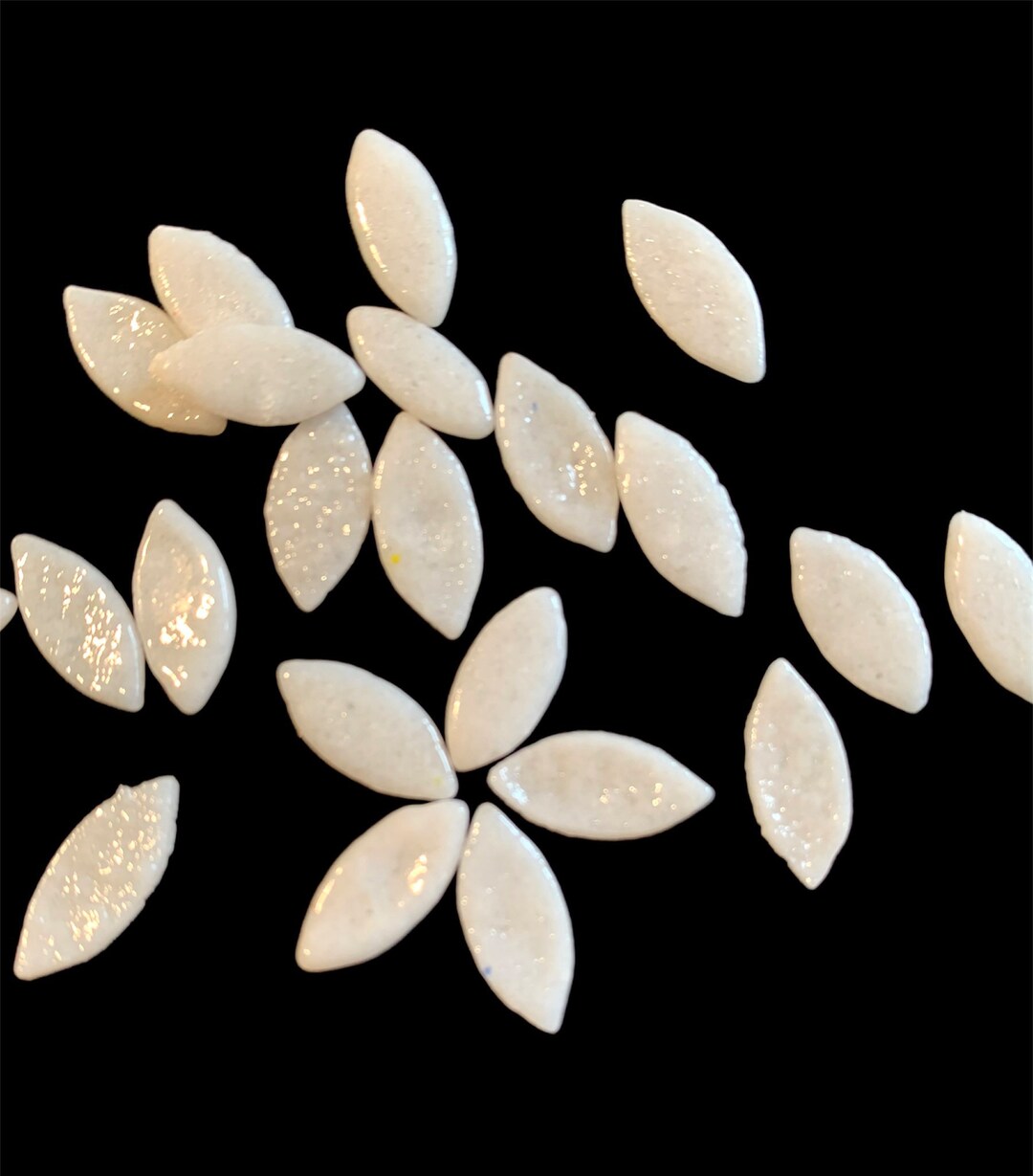 COE 96 Fused Glass Petals, White, 5/8 Inch - Pack of 24 - Etsy