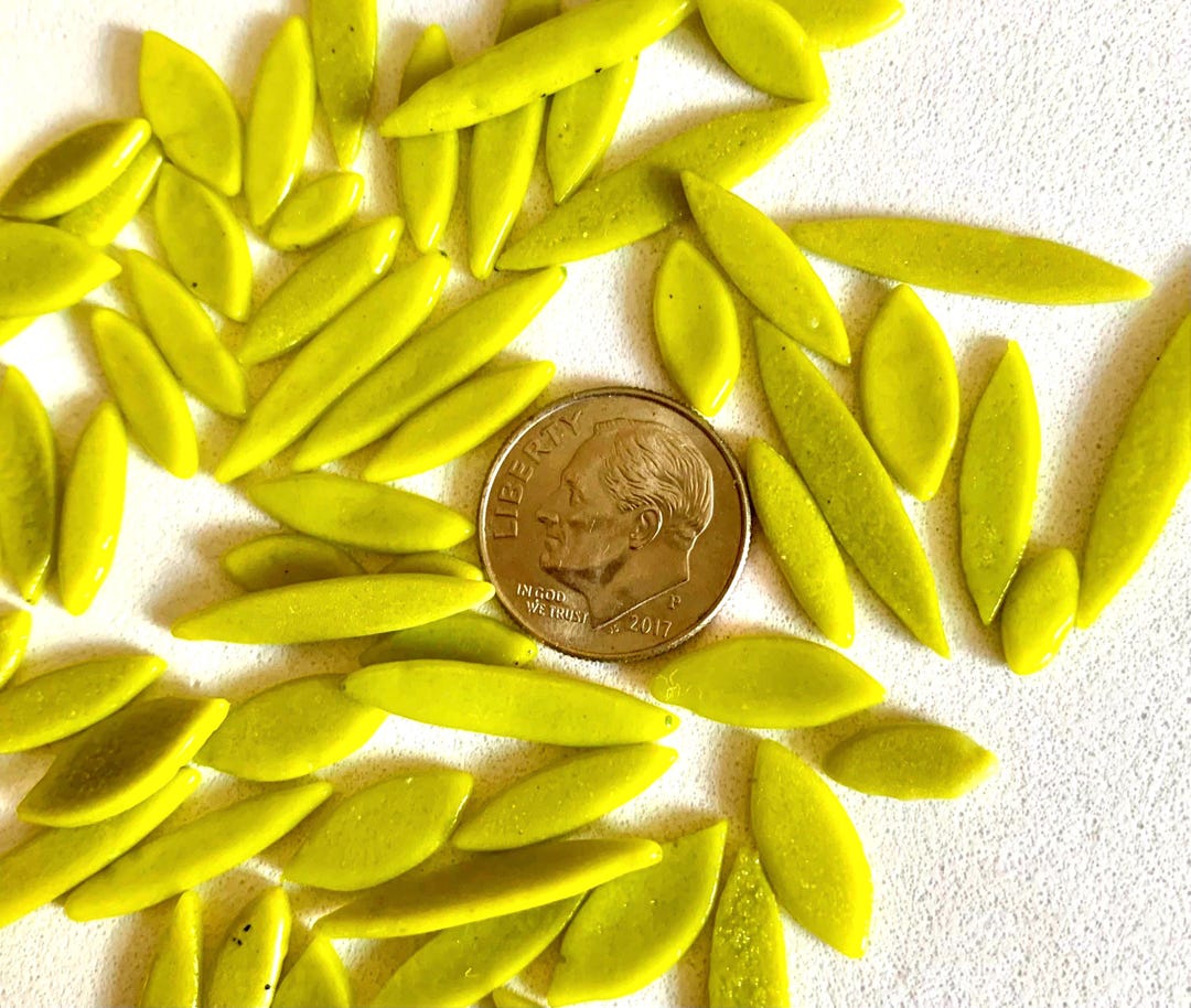 COE 96 Fusing Glas Blätter / Blütenblätter gemischt, Lemon Grass - 30er ...