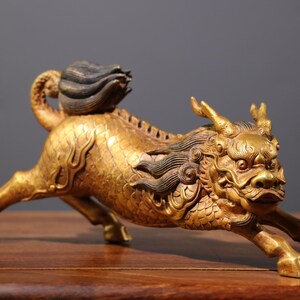 Chinese Antique Pure Copper Gilt Hand-carved Lucky Beast Statue ...