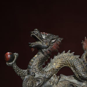 Chinese Pure Hand Carved Exquisite and Rare Bronze Dragon Statue ...