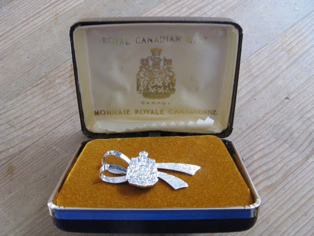 Collectible Royal Canadian Mint Sterling Silver Pin / Badge With Box - Etsy