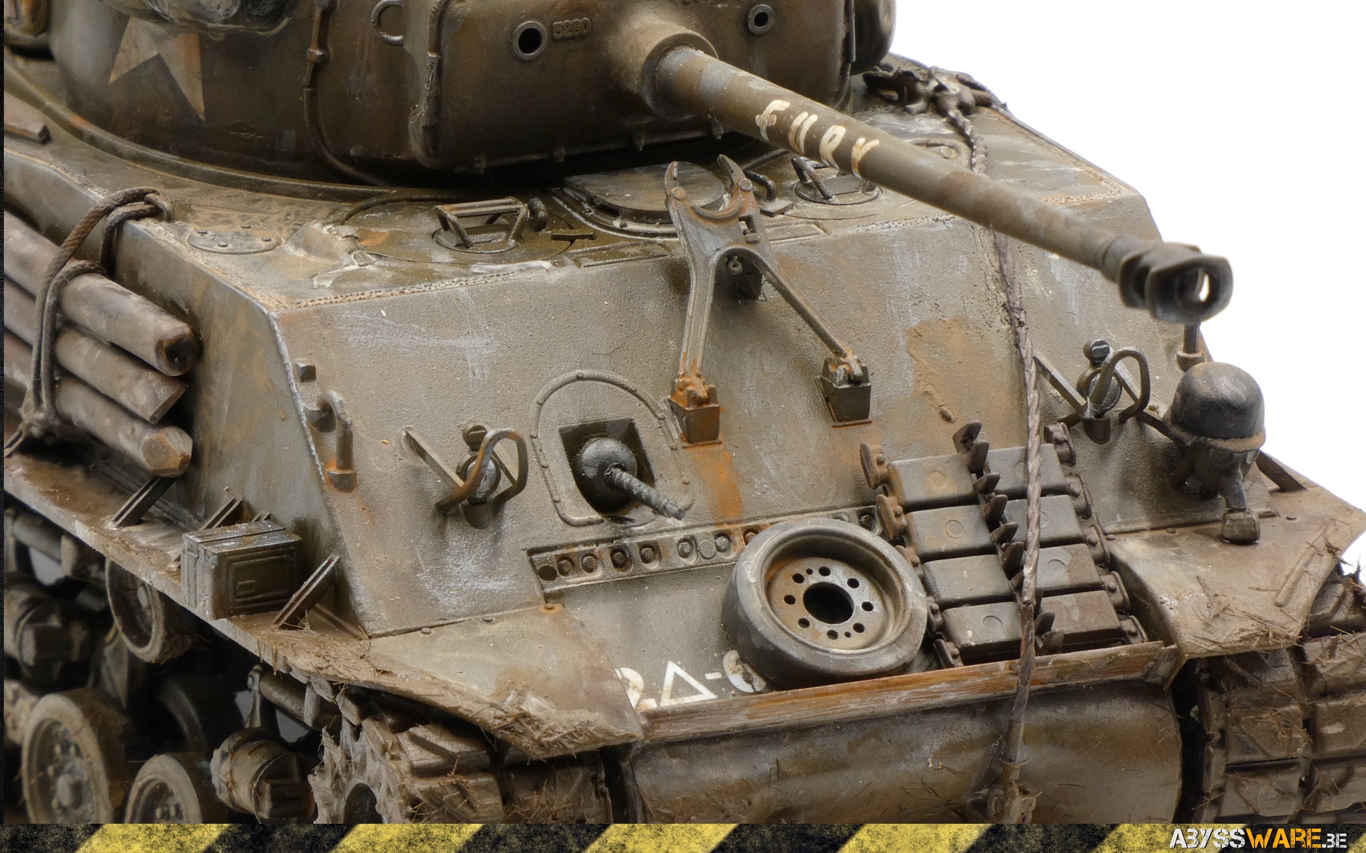SHERMAN fury M4A3E8 Tank 1:35 Pro-built Scale - Etsy