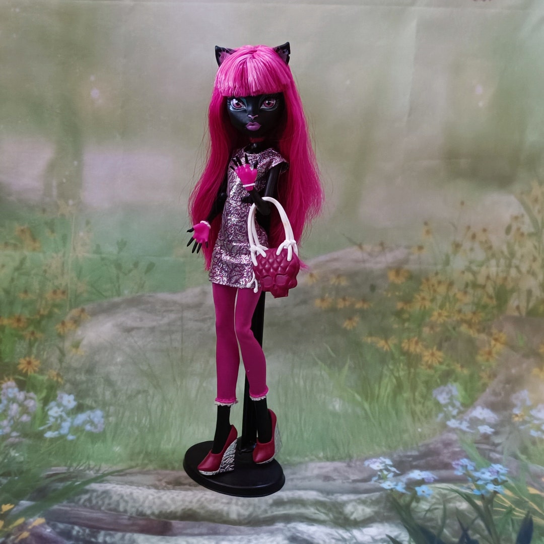 Monster High Doll Catty Noir/ New Scaremester / Collectibles / Rare ...